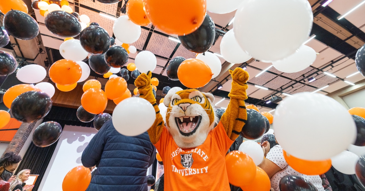 Buffalo State University: Celebrating Our New Name | News | SUNY ...